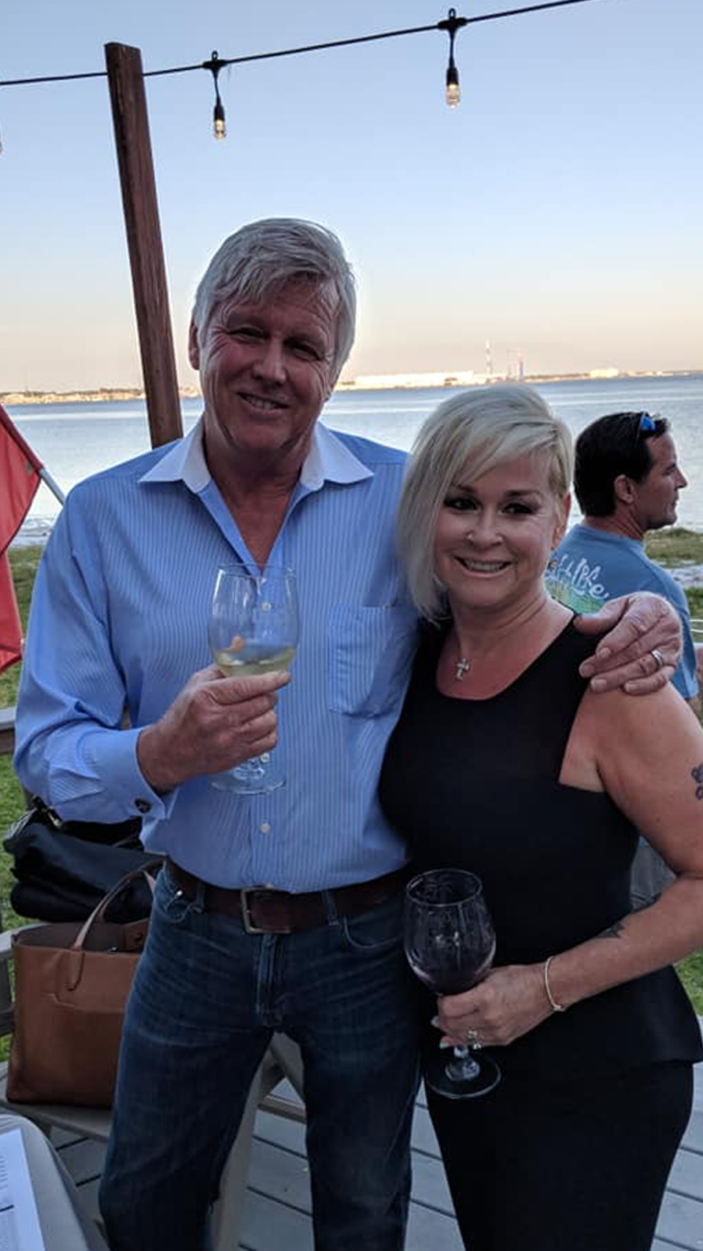 Lorrie Morgan’s 6 Husbands, The Country Star Was Once Married to a Bus ...