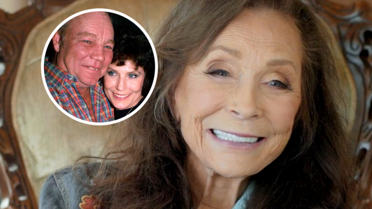 Loretta Lynn's 7 Nicknames and How They Came to Be?