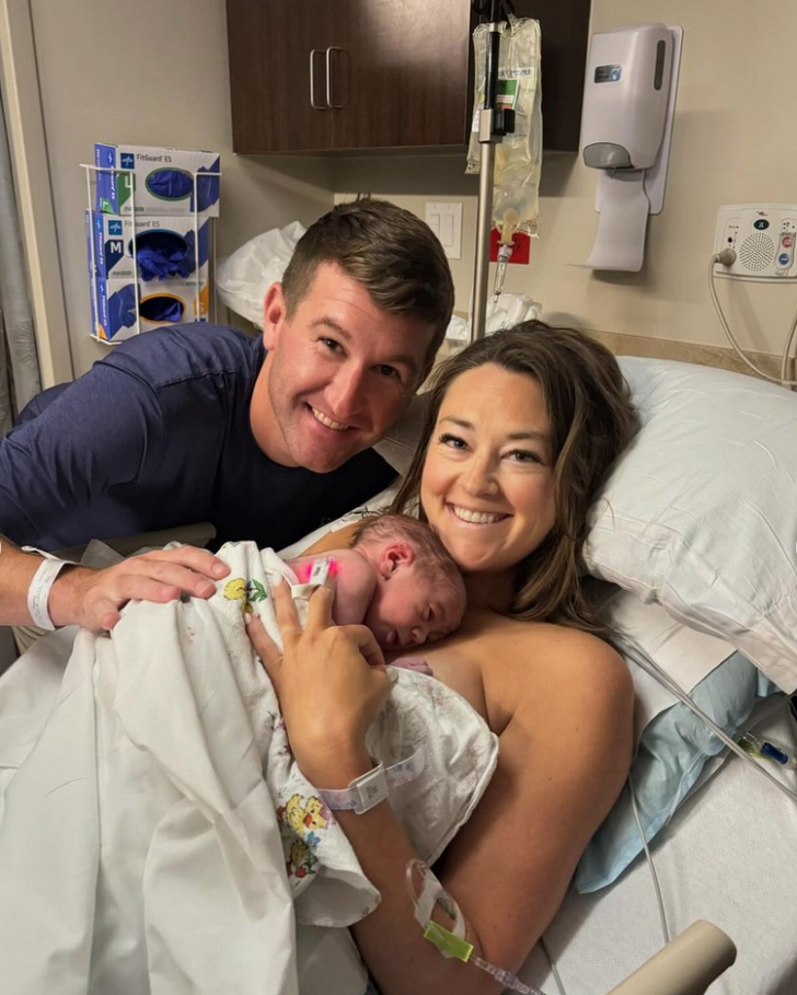 Alan Jackson Becomes a Grandfather Again as Daughter Mattie Welcomes a ...