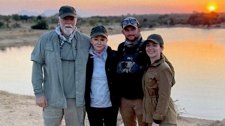 Lorrie Morgan's 6 Husbands, The Country Star Was Once Married to a Bus ...