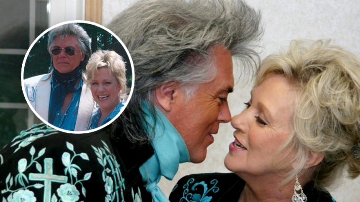 Marty Stuart’s Scarves: The Real Reason Behind His Iconic Neckwear