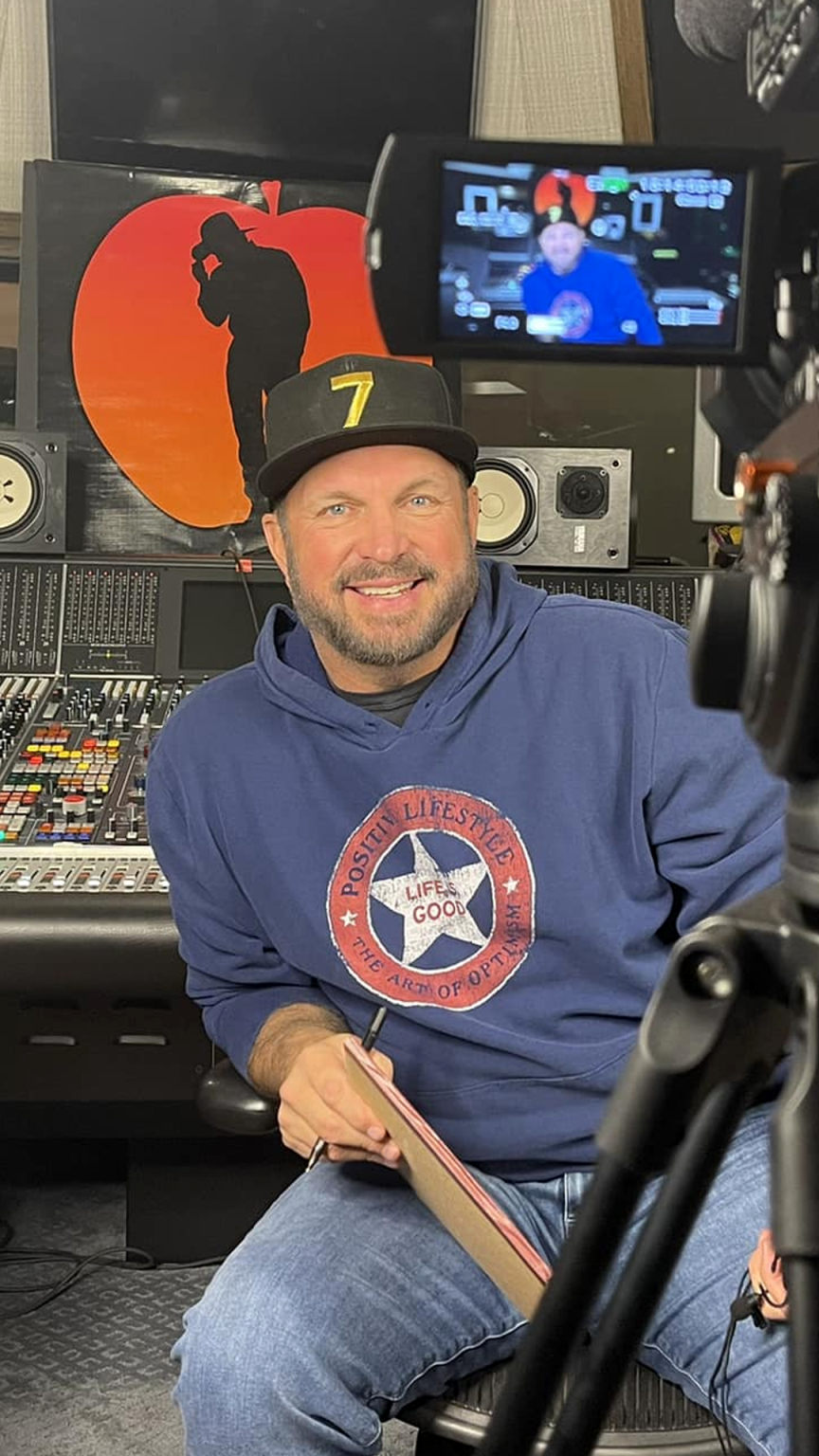 Garth Brooks Fires Back Against Accuser, Calling It a “Shakedown” in ...