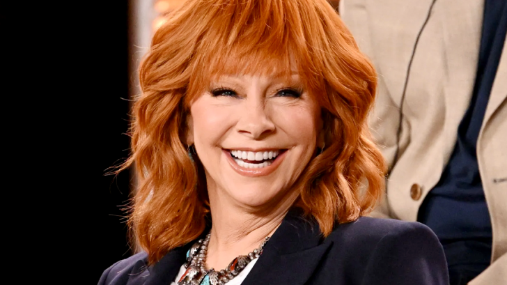 Lorrie Morgan's 6 Husbands, The Country Star Was Once Married to a Bus ...