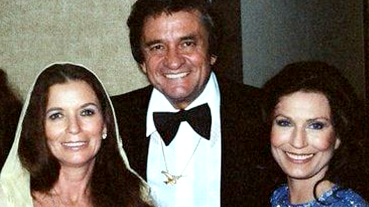 Lorrie Morgan's 6 Husbands, The Country Star Was Once Married to a Bus ...