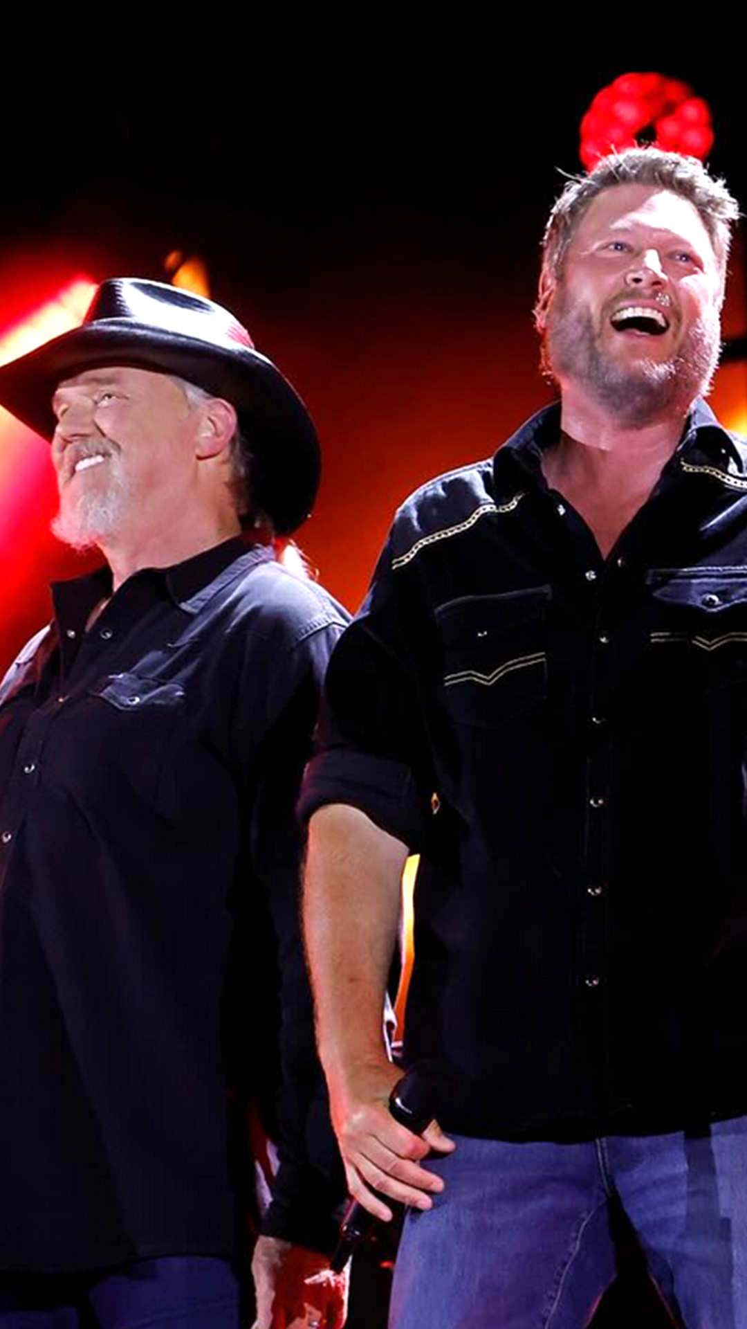 Trace Adkins and Blake Shelton Light Up CMA Fest with “Honky Tonk ...
