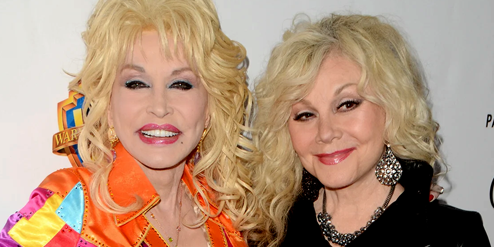 Freida Parton Asks Fans To Pray For Dolly As She Faces Health Issues ...