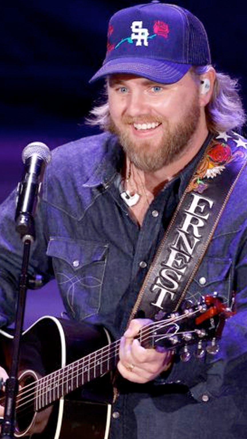 ERNEST Honors George Strait with “The Chair” – Xpress Country